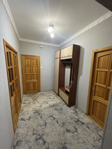 Продается Квартира ТТЗ Ахмад Югнакий 3-х ком