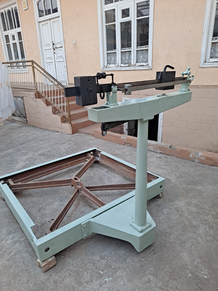 Тарози 3100кг сотилади