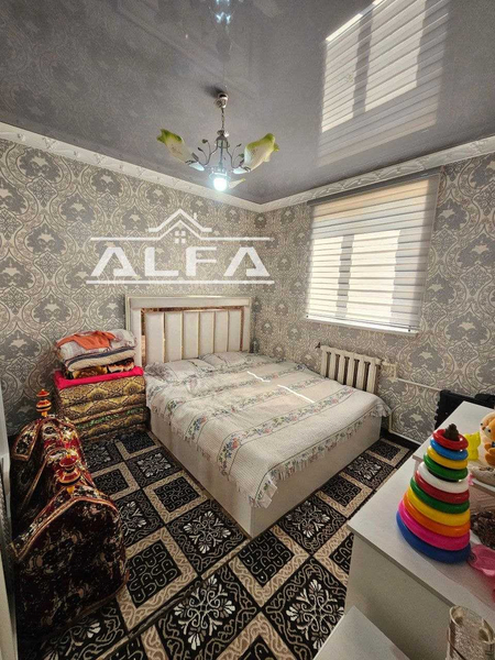 3 xonali 80m² 4-qavat sotiladi.