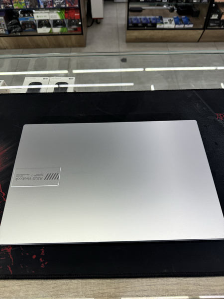 asus vivobook 15