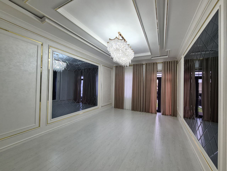 Срочно продается ЕВРО ДОМ на Циалковской, 3 сотки, 330 м2