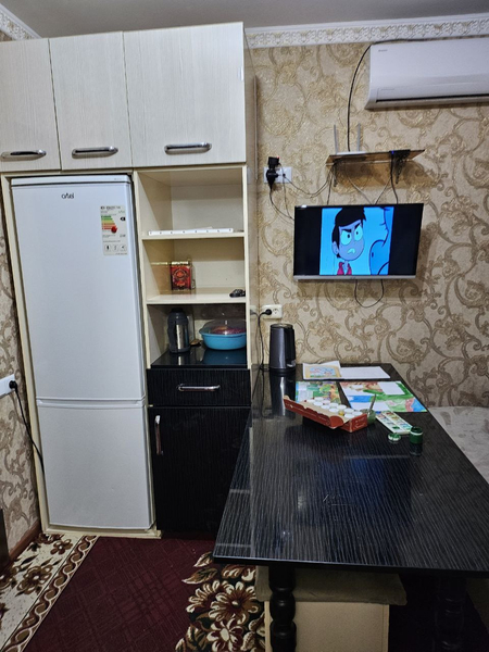 Срочно квартира сотилади. Бывшие общежитие