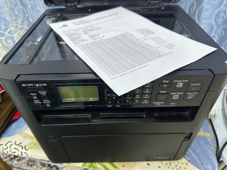 Canon MF 261 Oqqora 3/1 Printer Tiniq ishlidi yangi Katrej qoyilgan