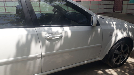Lasetti 1.8 2013 yil