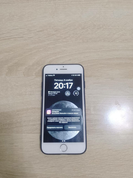iPhone 8 sotiladi xiva