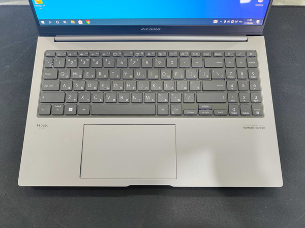 ASUS Zenbook 15 OLED (R5-7535U/16/512)
