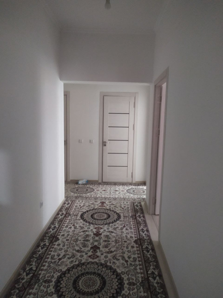 Олмос, Яшнабадский район! Продаётся трёхкомнатная квартира