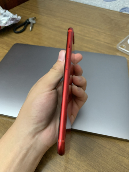 iPhone 8 Plus, в идеальном состоянии!