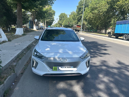 Электромобиль Hyunday ioniq ful pozitiya