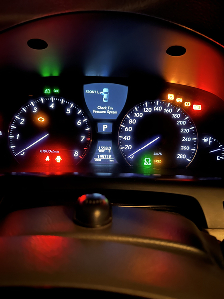 lexus ottoman ls460 long