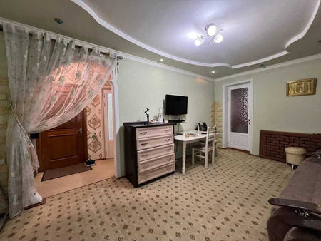 Продается своя квартира на Лабзаке