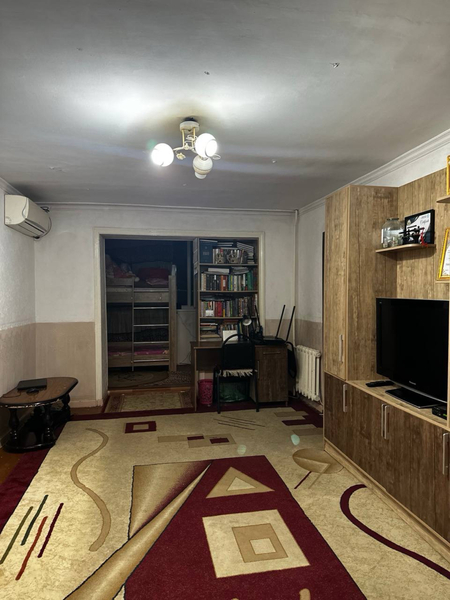 2-xonali uy srochna sotiladi narxi kelishiladi