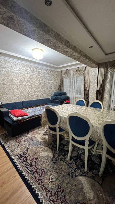 Юнусабад 14 4/1/5 100м2