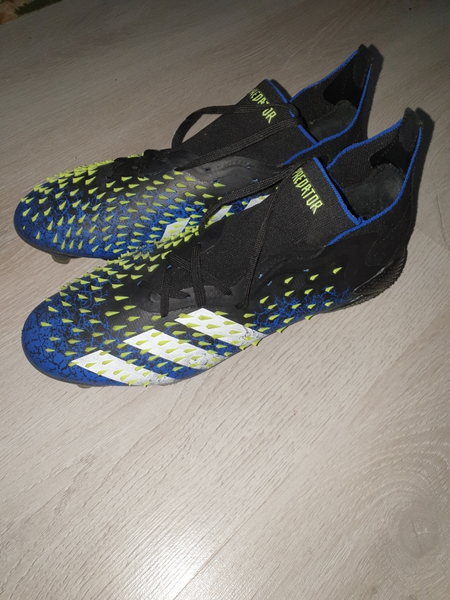 Adidas football butsa