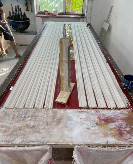 Tiyaga lepka fasadni tyaga molding gipsviy