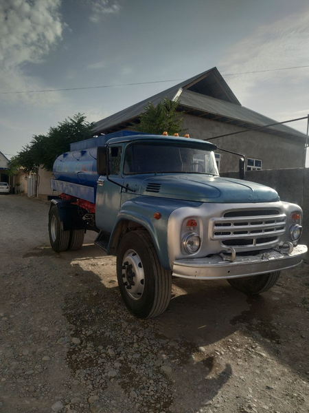 Zil 130  Vadavoz