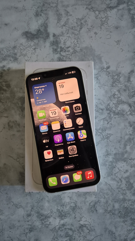 iPhone 13  128гб