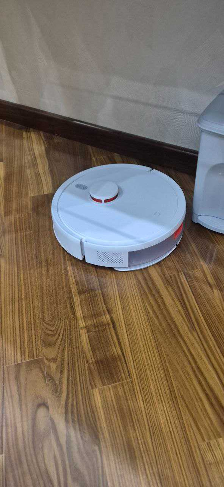 Продаю Б/У робот пылесос от xioami mijia 3C Plus в хорошем состояние