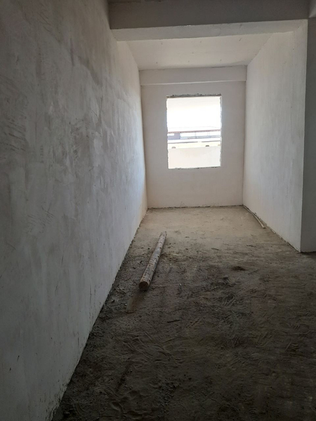 2 xonali kvartira karobka holatda sotiladi