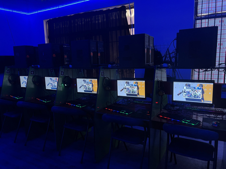 Сотилади:     Game Club