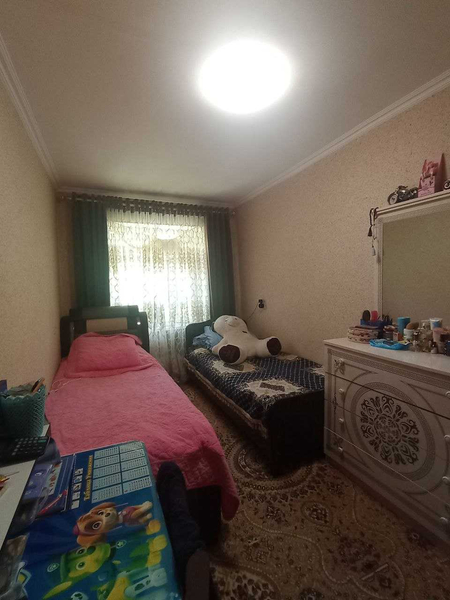 № 1400 4х комнатная квартира на 1 этаже в районе Хазора