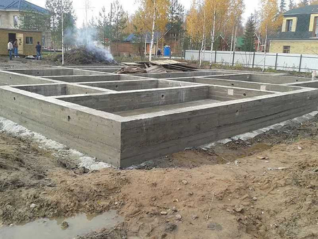 Строительство жилых и производственных обьектов недвижимости с нуля.