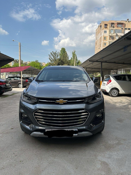 Chevrolet tracer
