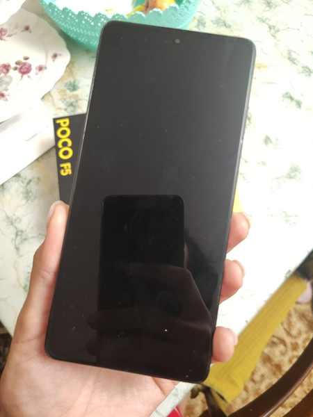 Poco f5 12/256gb
