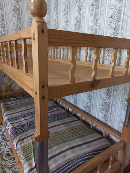 Продаётся 2 этажный кровать