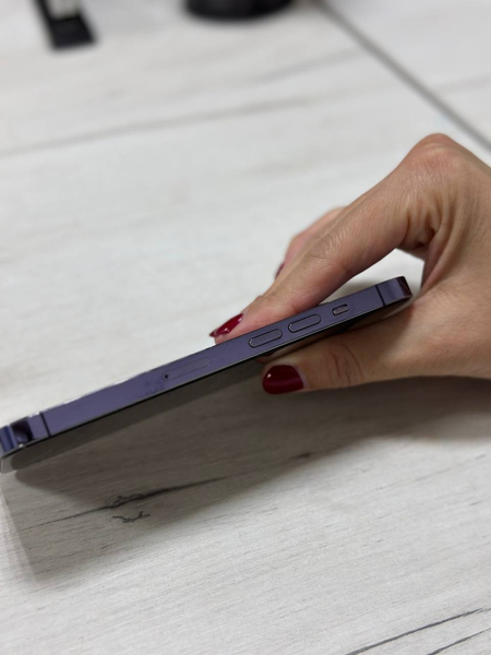 iPhone 14 Pro / Айфон 14 про \\nЦвет пёрпл\\nПамять 125 гб\\nЁмкость 88% 700