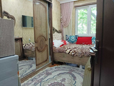 Срочно продается 3х комнатная 3 этаж Юнусабад 11кв ( м999)
