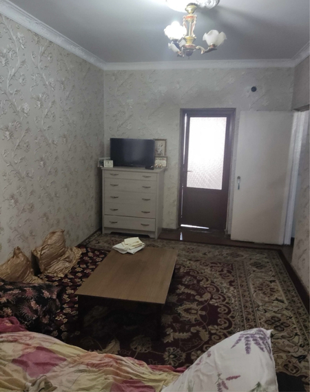 Продается 2/4/4 ком квартира куйлюк массив 1 с двумя балконами кирпич