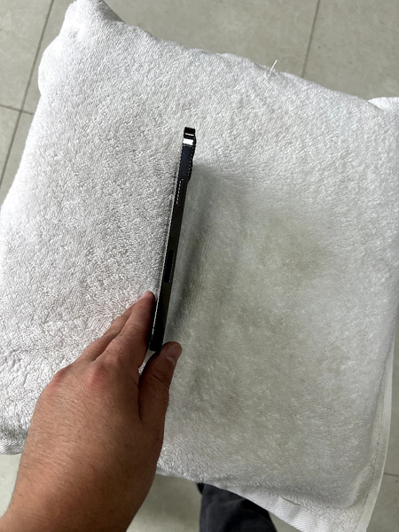 iPhone 12 pro \\nLla region\\n128 tali\\n78 yomkis\\nXolati ideal