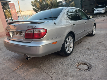 Nissan maxima metal