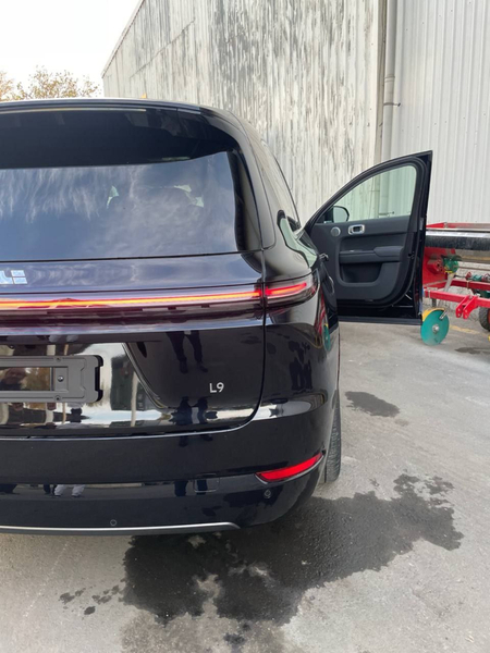 Li 9 ultra qora (apilsin qora salon)