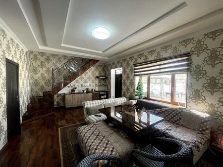 Dacha  brichmulloda xama sharoyit bor