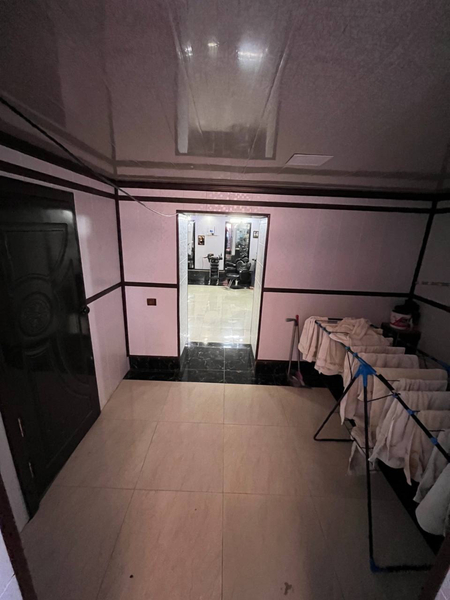 Podval sotiladi 90 m2 yaxshi holatdagi