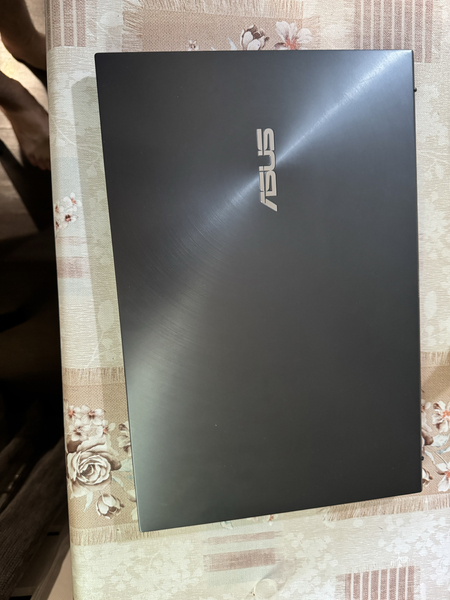 Asus Zenbook Pro 15 Oled 16/1tb