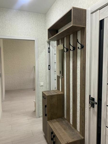 Торговый центр. Чиланзар 3. 2 комнаты.