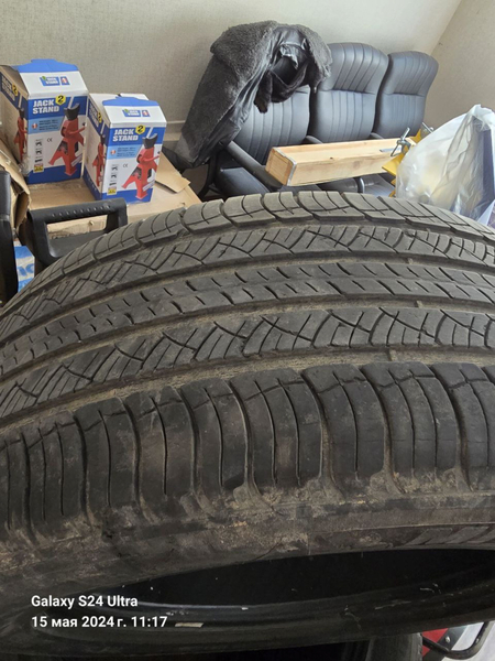 michelin 235/60/18
