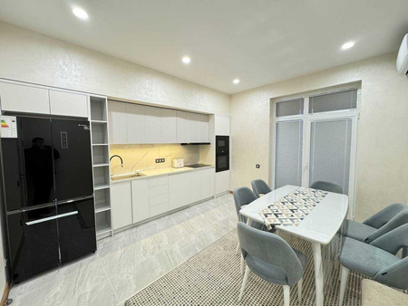 Продается  жк < ORIENT HOUSE  » 2/6/7 ул. oш