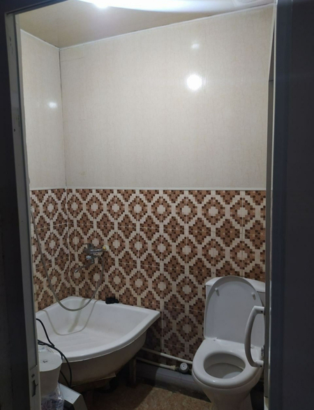 1 комн общага, метро Горького, 18 м²