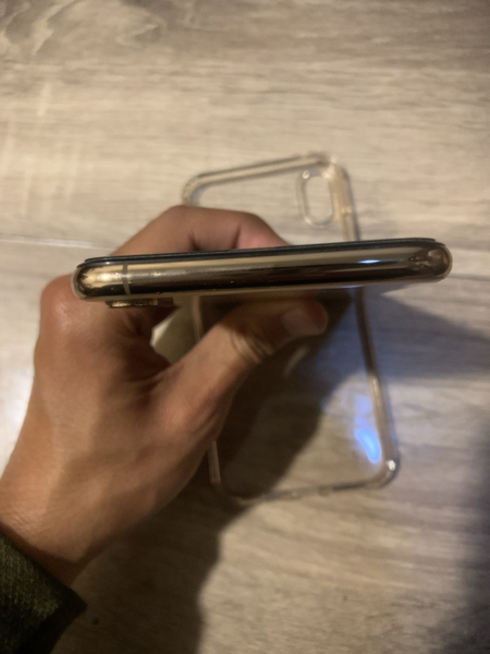 Iphone xs max sotiladi 256 gb