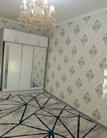 Yaxshi narxga zoʻr joydan 1*2/3/35m² boʻlgan shinam kvartira oilaga