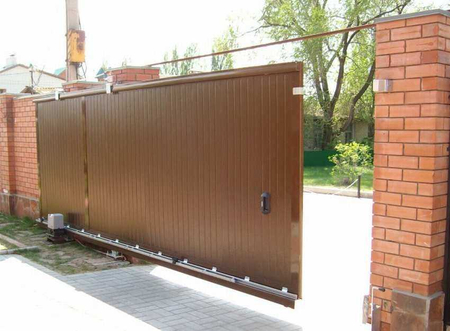 откатные (роликовые) ворота.