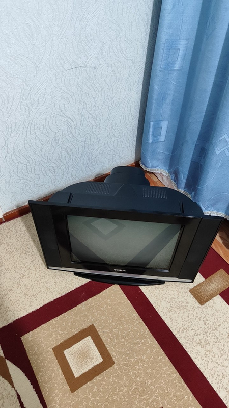 Телевизор фирмы 