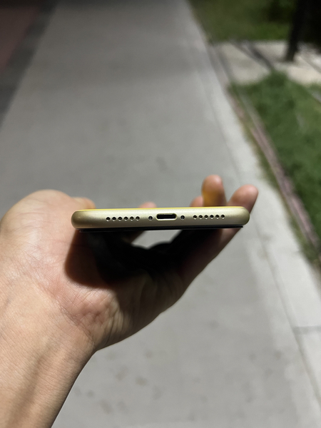 iphone XR LLA.