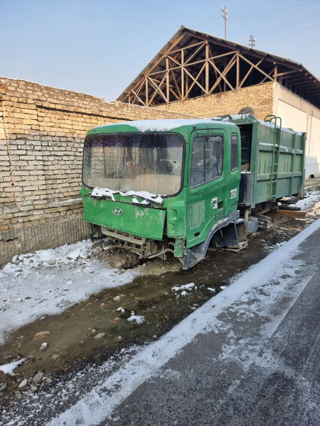Hyundai HD120 мусуровоз 2006й
