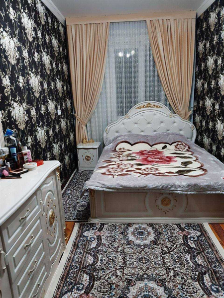 продам квартиру метро мирза улугбек 2/3/4 54000