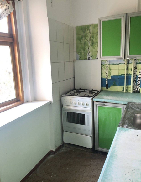 Кушбеги ПРОДАЮ 2/4/5 Дет сад срочна